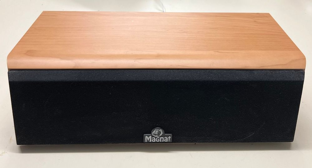 Klangstarker kompakter Magnat Center Lautsprecher (Gebraucht) in Bern ...