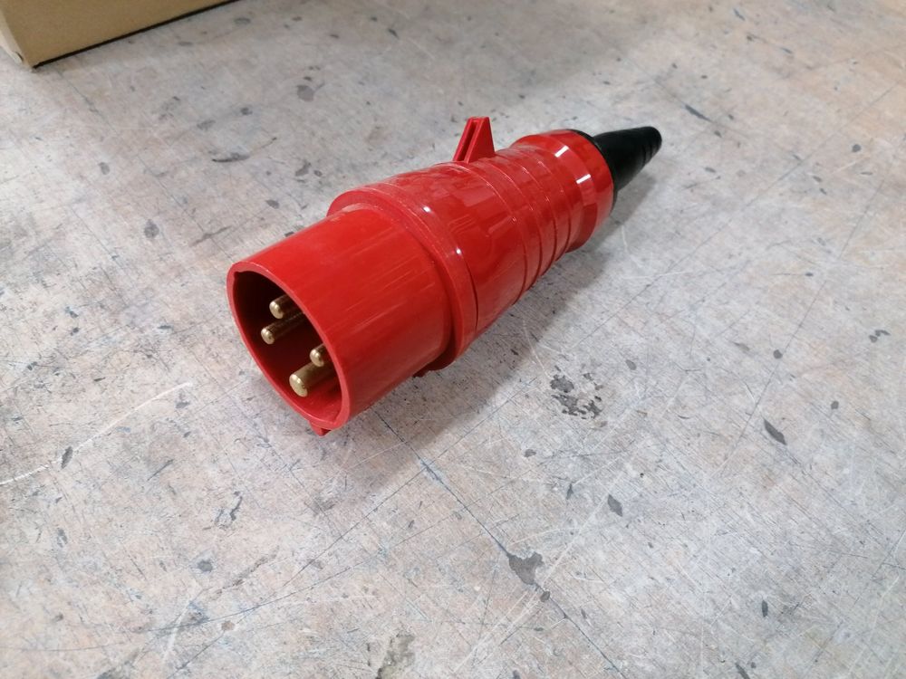Stecker 16A / 3 Phasen / 10 Stück (Neu (gemäss Beschreibung)) in ...
