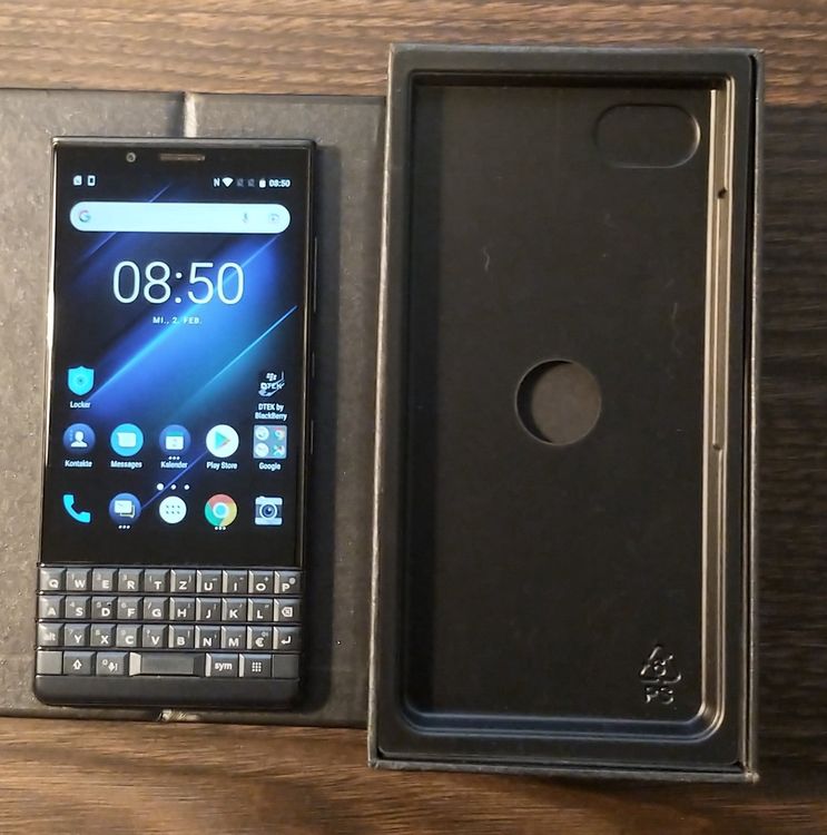 Blackberry Key2 LE slate (dunkelblau) (Gebraucht) in Horgen für CHF 350 ...