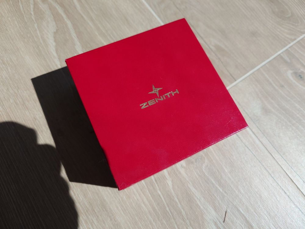 Zenith vintage watch box (Gebraucht) in Epalinges für CHF 31 – mit ...