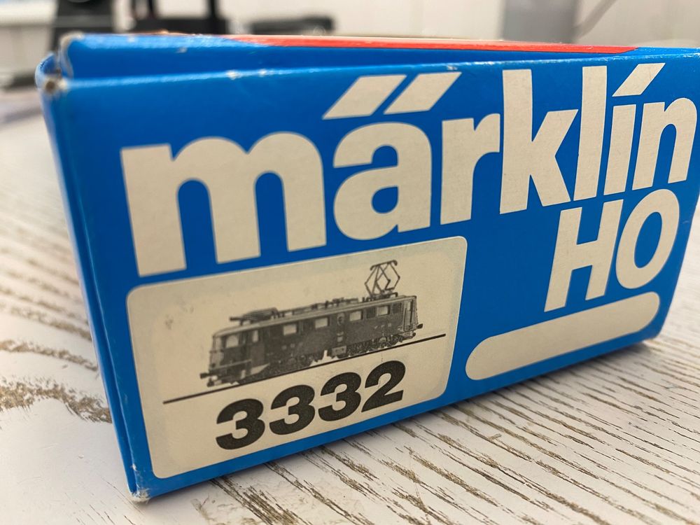 Märklin 3332 SBB Ae6/6 LEERE OVP (Gebraucht) in Lupsingen für CHF 40 ...