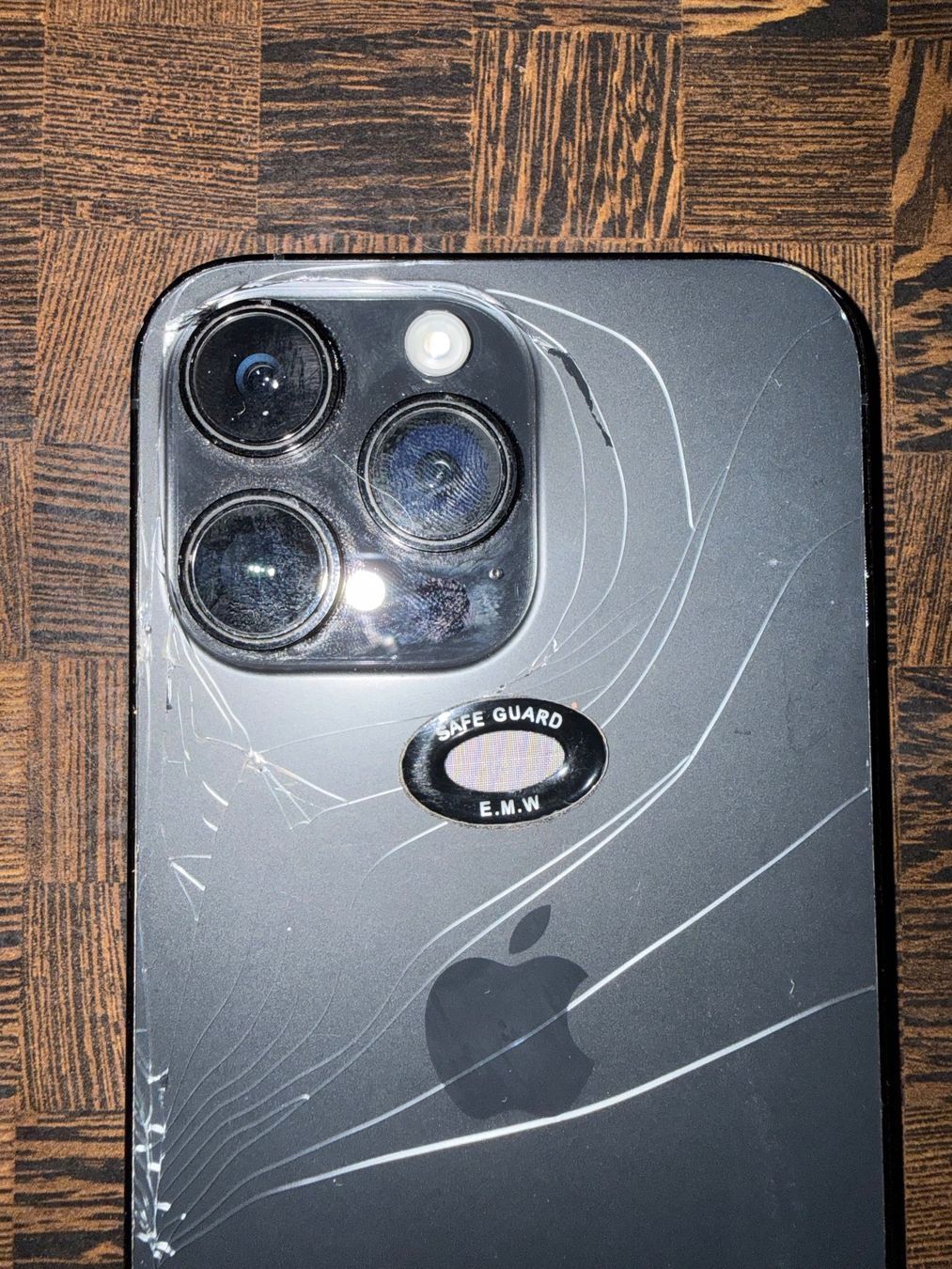 Iphone 14 Pro Max 256GB - Defekt, Glas gesprungen! (Gebraucht) in St ...