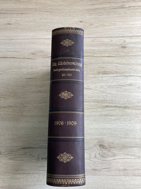 Antikes Buch von 1906 - 1909 (Gebraucht) in Recherswil für CHF 30 – mit Lieferung auf Ricardo kaufen
