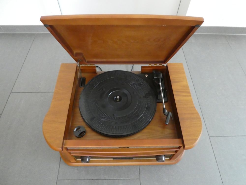 Musikcenter Dual 50 mit Plattenspieler/CD/Radio (Gebraucht) in für CHF ...