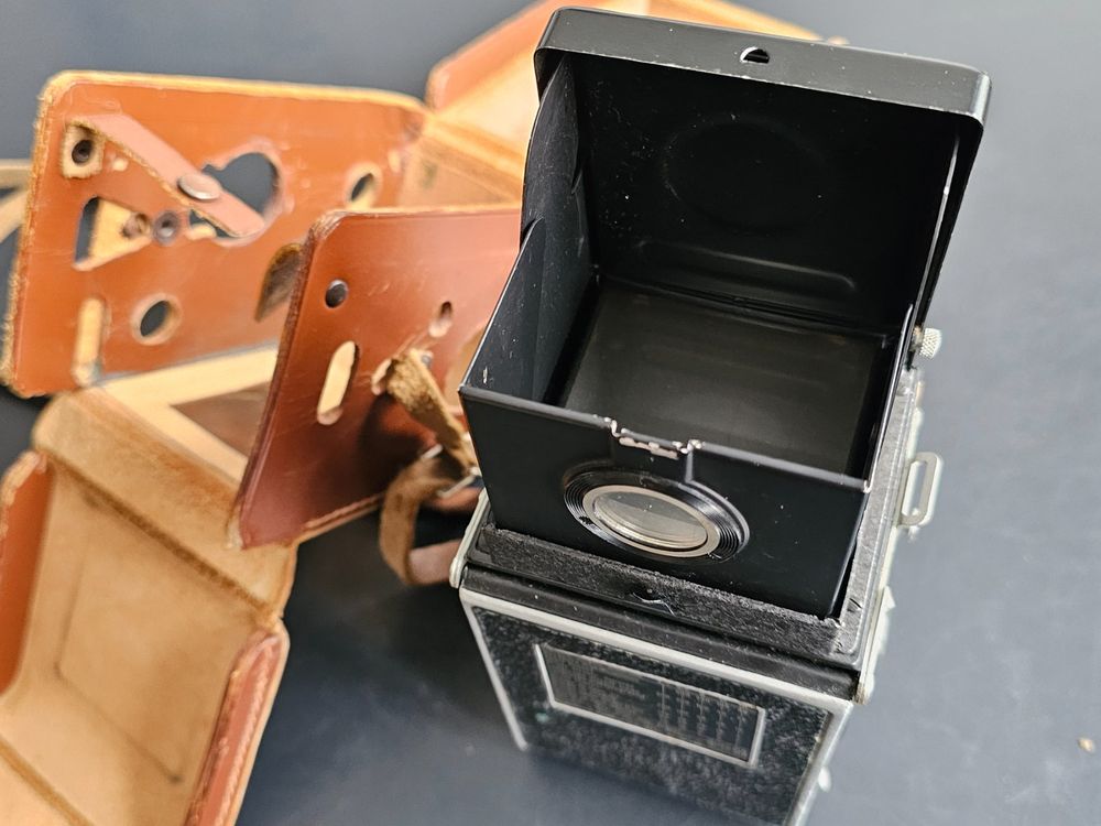 Kamera Rolleiflex Automat Model 3 (hergestellt 1945 – 1949) (Defekt) in ...