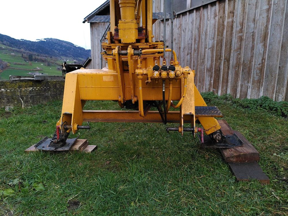 Agrar Krüger L204 Mistkran mit Baggerschaufel (Gebraucht) in ...