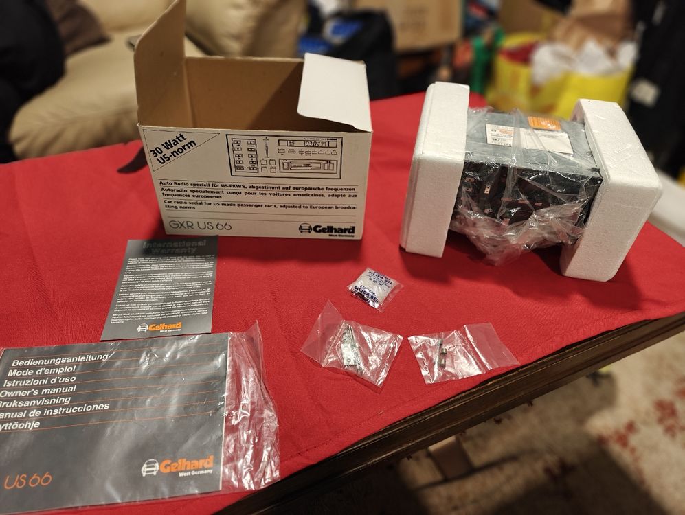🔥Oldtimer Autoradio NEU & unbenutzt für US Fahrzeuge 🔥 (Neu und originalverpackt) in Wetzikon ZH ...