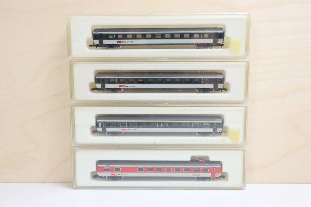 Märklin mini club 4 x SBB Personenwagen 8745 / 8746 / 8747 | Kaufen auf ...