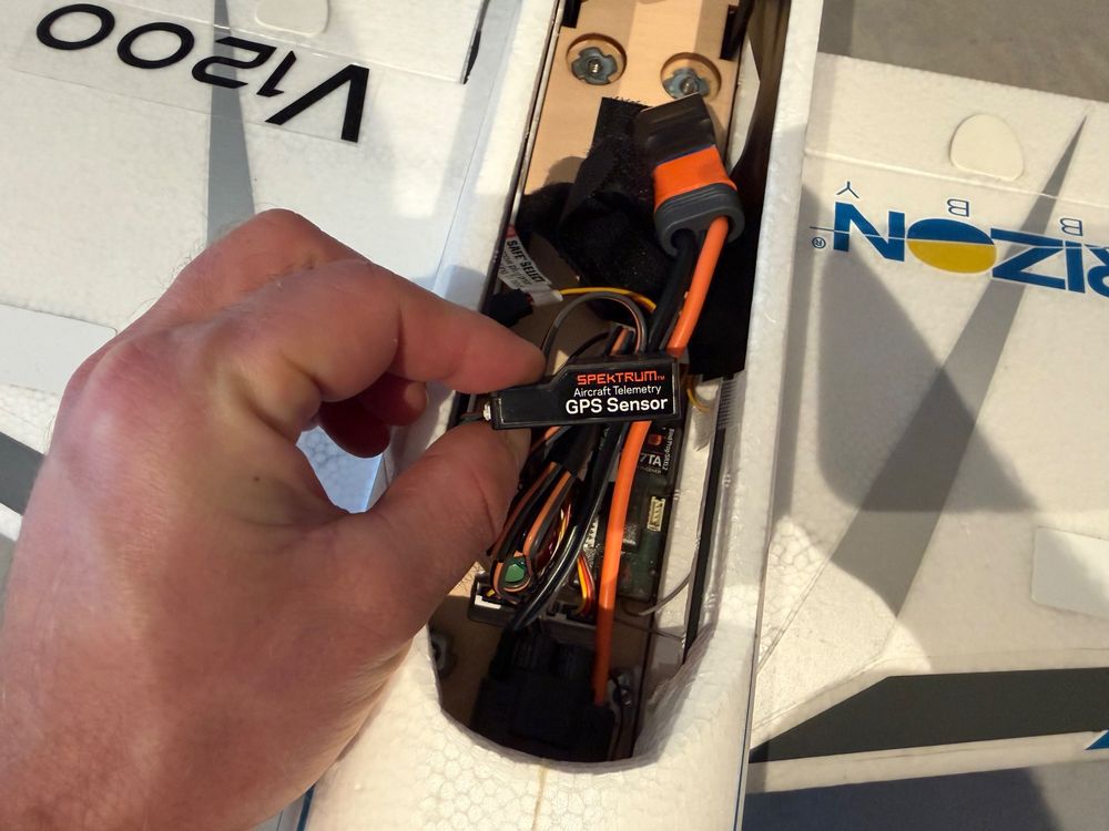 V1200 1.2m BNF Basic with Smart, AS3X and SAFE Select (Gebraucht) in ...