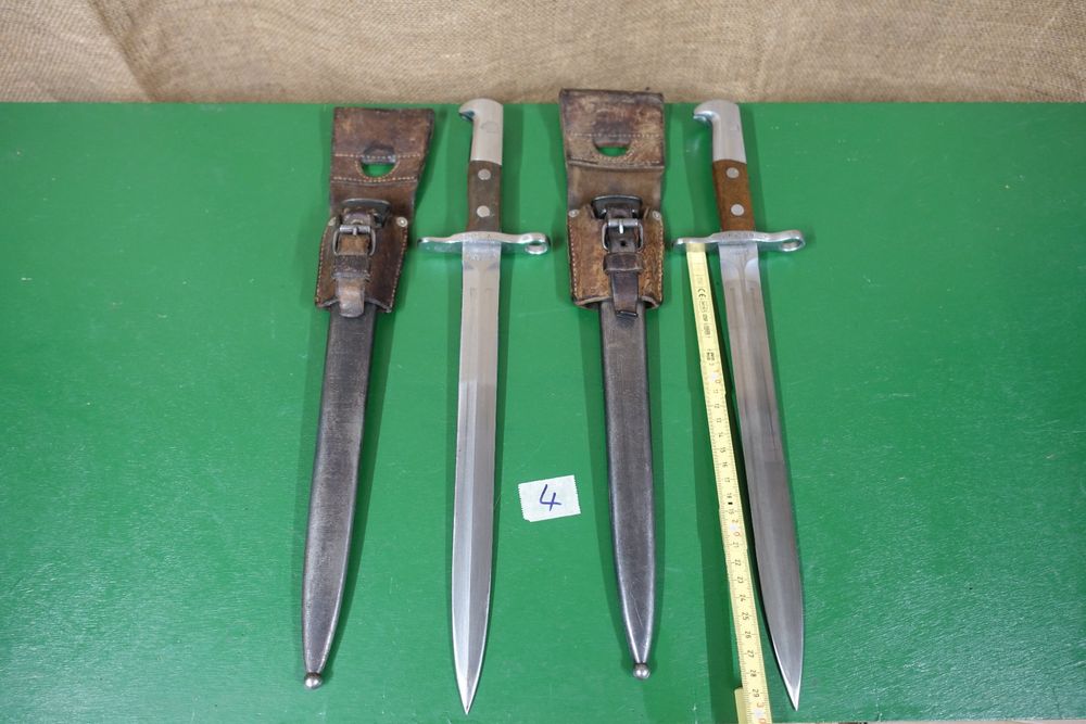 Bajonette Dolch Säbel Degen Messer Militär Ord. Antiquität 4 (Gebraucht) in Richigen für CHF 85 ...