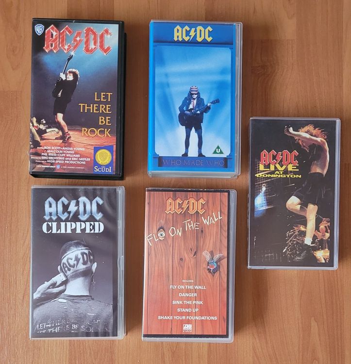 AC / DC VHS Videos (Gebraucht) in Ettingen für CHF 19 – nur Abholung ...
