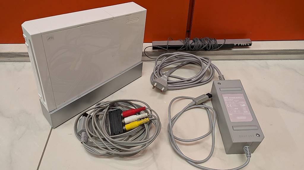 Console Nintendo Wii + Monster Hunter 3 e Super Mario Bros (Usato) a ...
