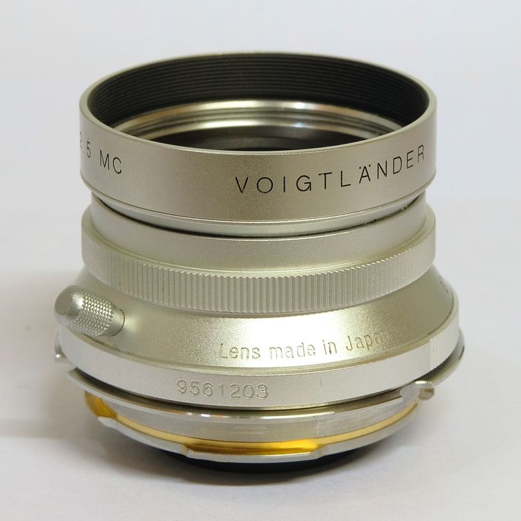 Voigtlander 35mm F/2.5 Color Skopar Classic (Gebraucht) in Ebmatingen ...