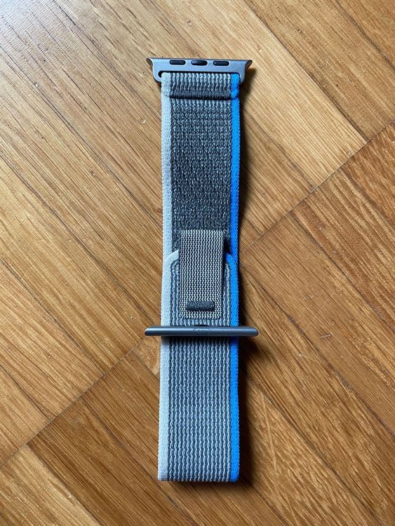 Original Apple Watch Ultra Armband Trail Loop Blau/Grau S/M (Gebraucht ...