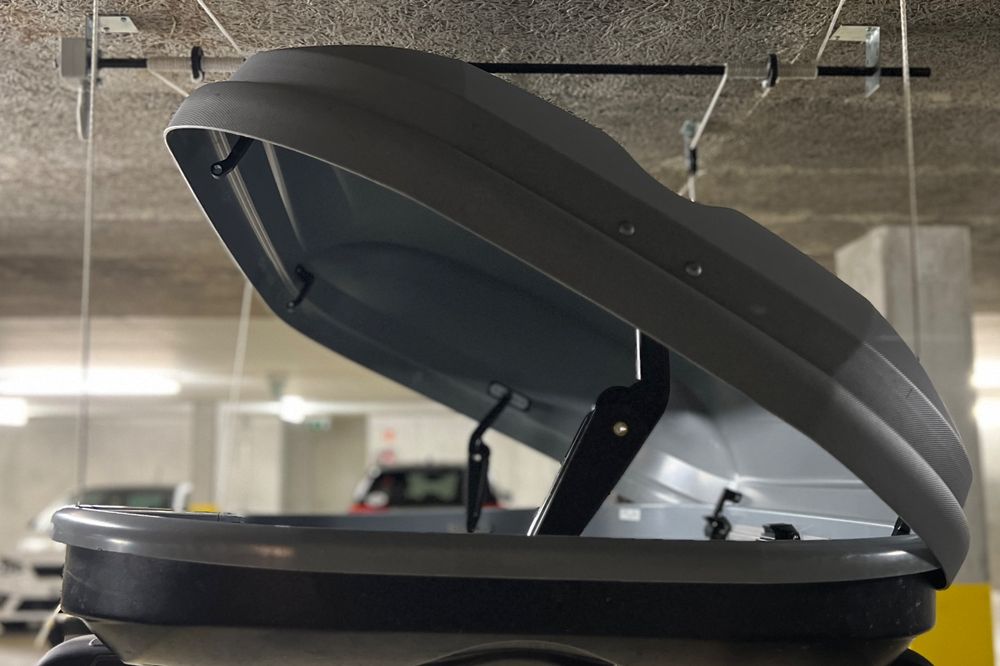 Thule Pacific 100 Dachbox 330 L (wie Force XT S) (Gebraucht) in ...