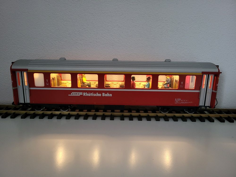 LGB 34670 RhB 1. Klasse Wagen mit LED-Beleuchtung & Figuren (Gebraucht ...