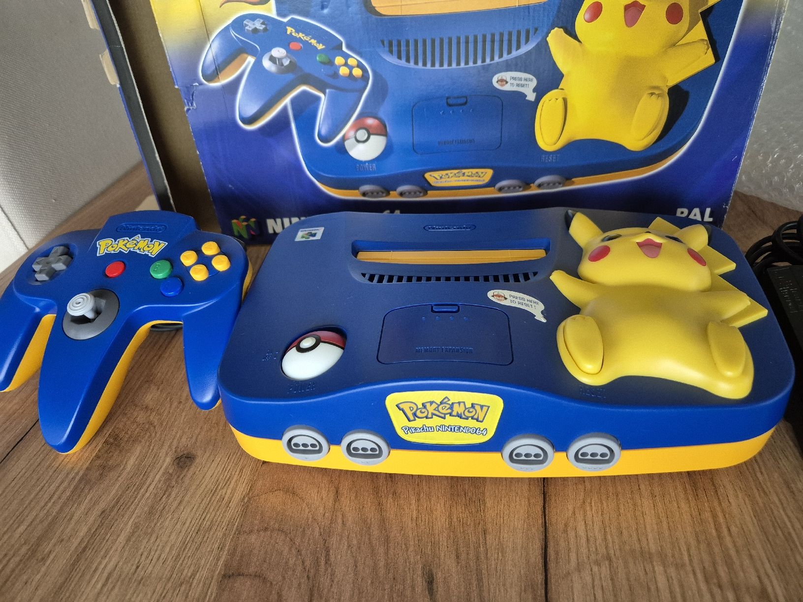N64 Pokémon OVP complète N64 Pikachu ⚡️ (D'occasion) à Ursy pour CHF ...