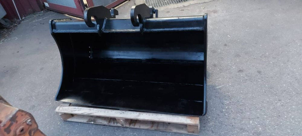 Humuslöffel/Baggerlöffel CW10 mit Neuem Boden (Gebraucht) in für CHF ...