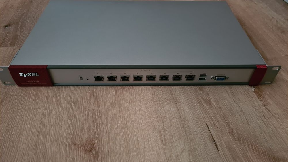 Zyxel USG310 Firewall (neuwertig) (Gebraucht) in Dielsdorf für CHF 163 ...
