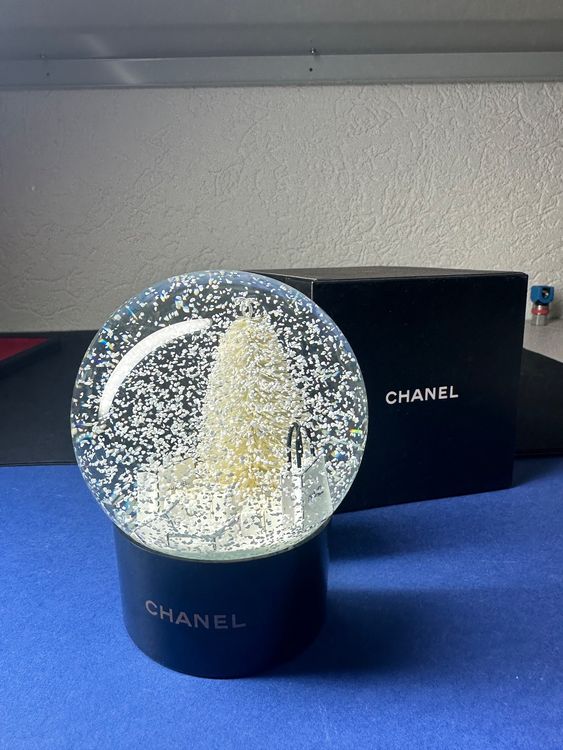 Chanel Boule À Neige Client VIP LIMITED EDITION (Neu und ...
