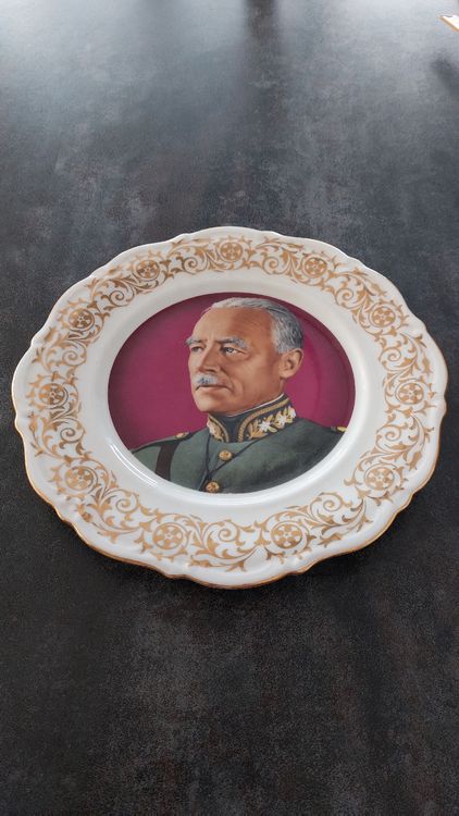 Porzellan Teller General Henri Guisan (D'occasion) à Reinach BL pour ...