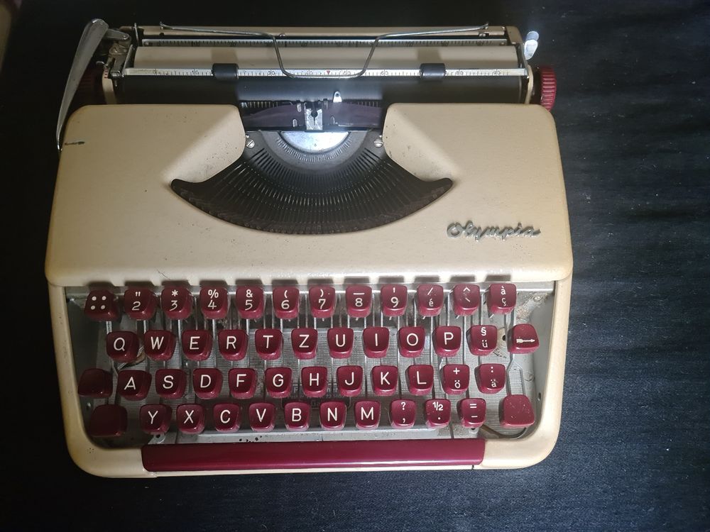 Olympia SF Schreibmaschine 1958 (Gebraucht) in Zuzwil SG für CHF 25 – mit Lieferung auf Ricardo ...