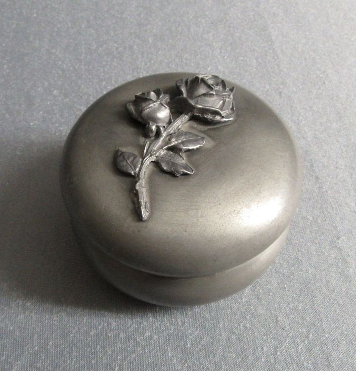 kleine Zinn Dose mit Rosen-Motiv - Gilde Zinn 95% (Gebraucht) in ...