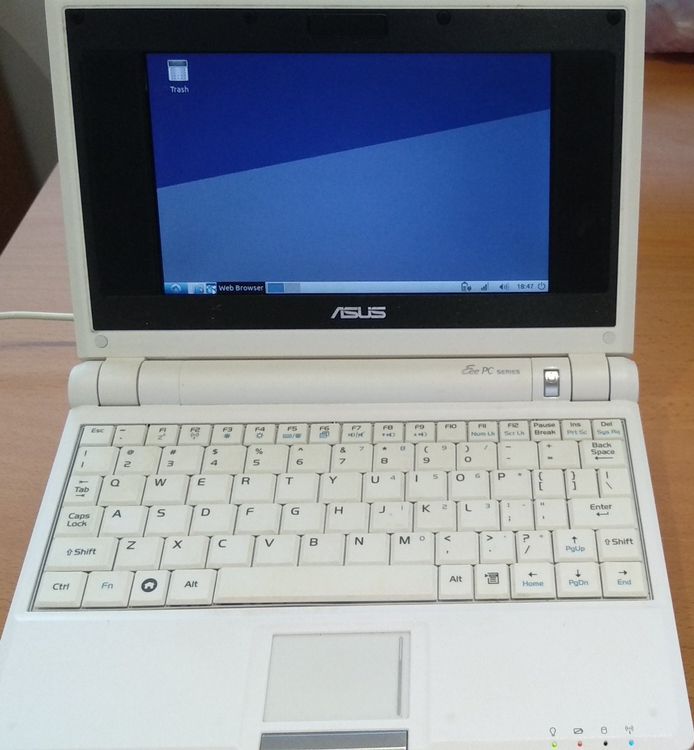 Asus Eeepc 701 (D'occasion) à Sorengo pour CHF 10 – avec livraison ...