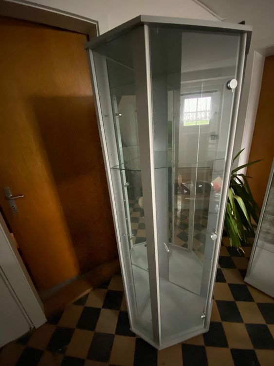 Eckvitrine Aus Glas