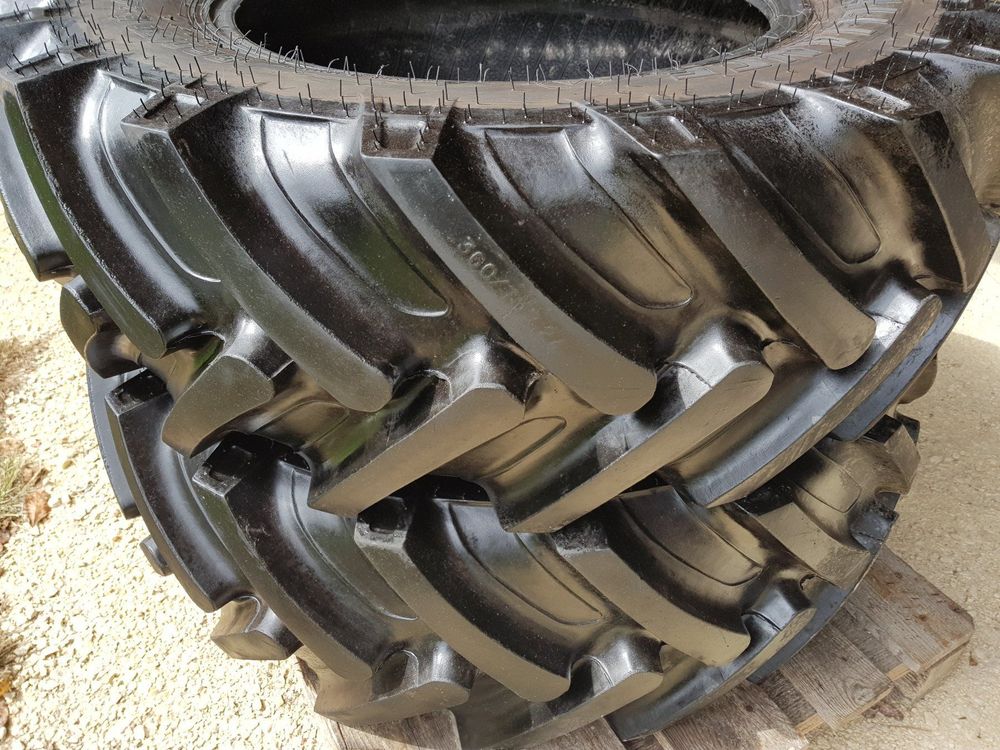 Traktorpneu 360/70 R24 (fast neuwertiges Profil) (Gebraucht) in ...