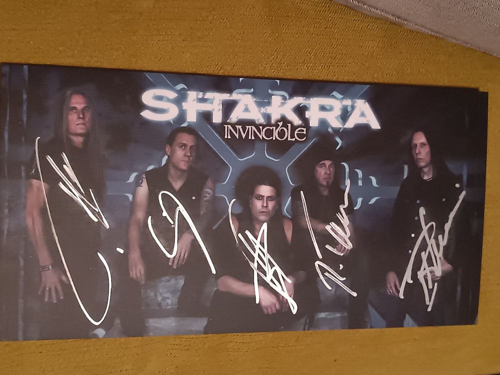 Shakra - handsigniert (Gebraucht) in Menziken für CHF 9.9 – mit ...