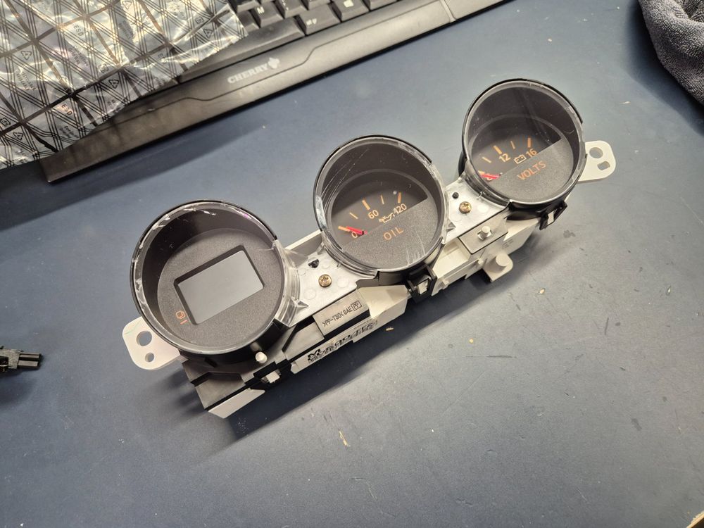 Nissan 350Z Radio Mittelkonsole Anzeige 2002-2008 | Kaufen auf Ricardo