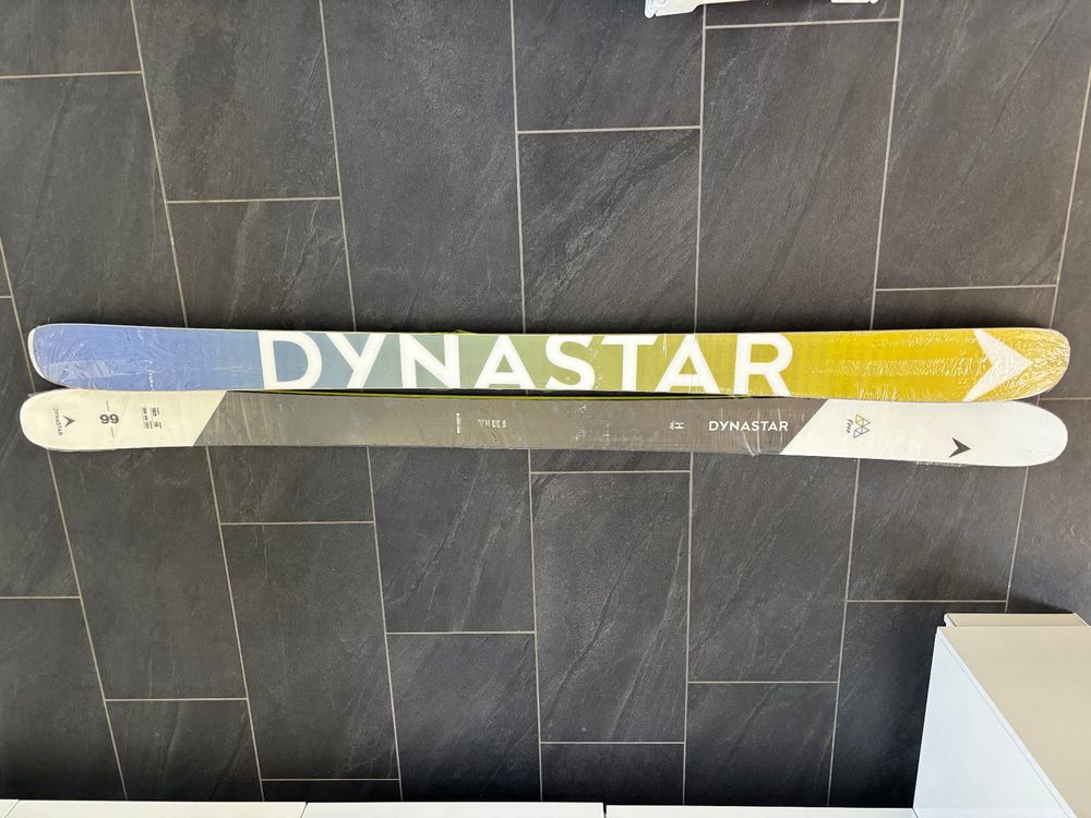Dynastar MFree 99 (2024) (Neu und originalverpackt) in St-Légier ...