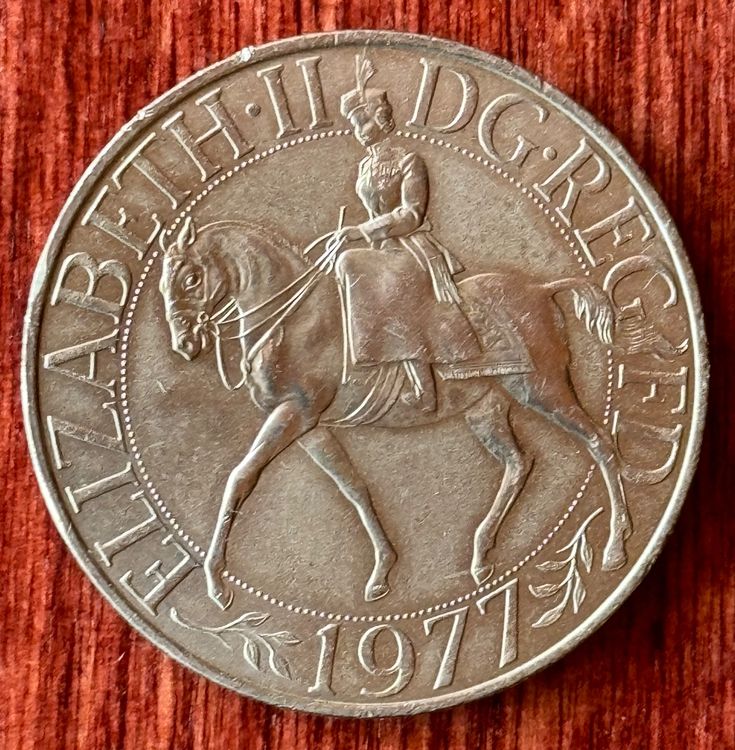 Medaille ELIZABETH .II. DG.REG. FD 1977 | Kaufen auf Ricardo