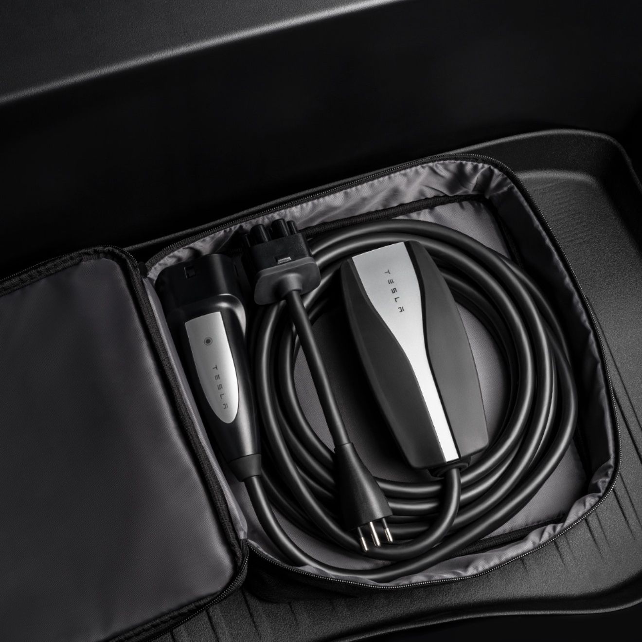 Tesla Mobile Connector – CH Haushaltsstecker & EU Schuko (Gebraucht) in ...