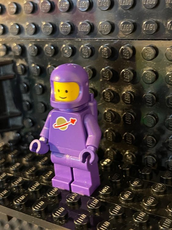 Original Lego Space Classic Purple Astronaut Lila (Neu (gemäss ...