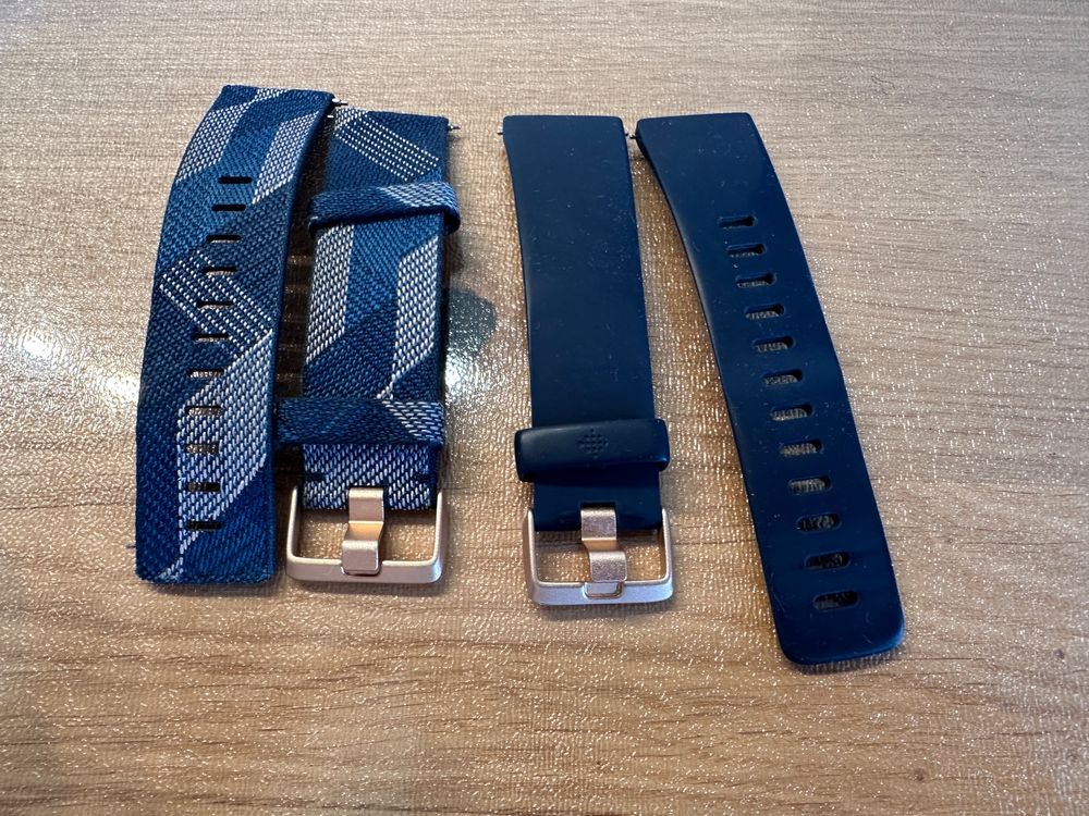 Fitbit Versa 2, Special Edition (Gebraucht) in Losone für CHF 59 – mit ...