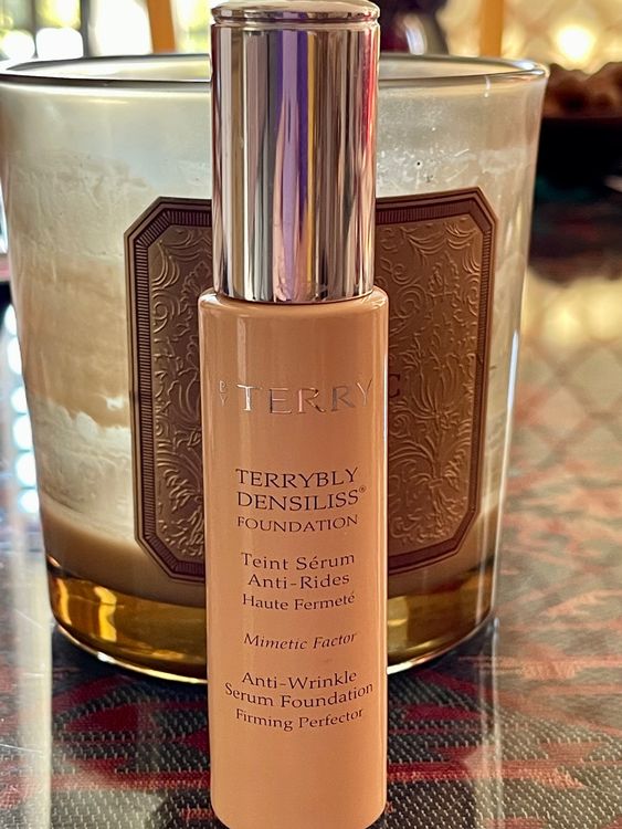 von Terry Terribly Densiliss Foundation in Medium Pfirsich | Kaufen auf ...