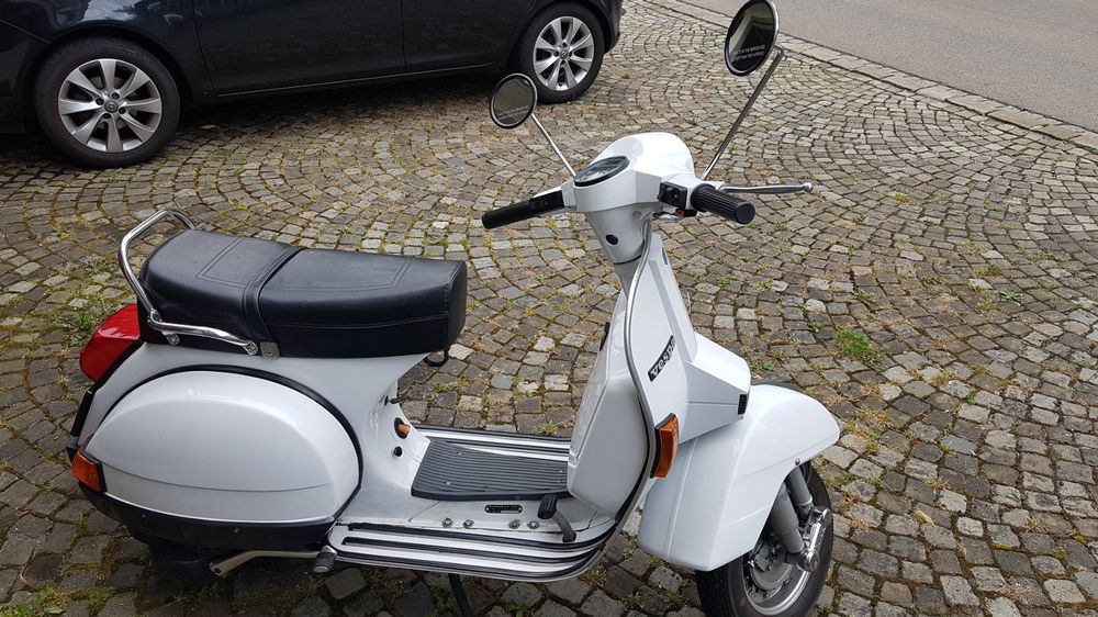 Zu VerkaufenVespa PX 125 ab Platz , JG. 1990 (Gebraucht) in St. Gallen für CHF 3500 – nur ...