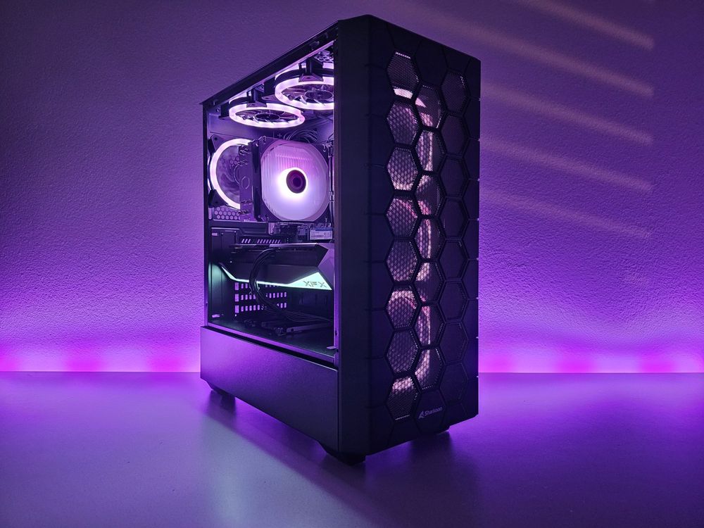 Gaming PC HEXAGON Ryzen 5.4GHz + RX 9060 XT 16GB | 16GB DDR5 (Neu und originalverpackt) in ...