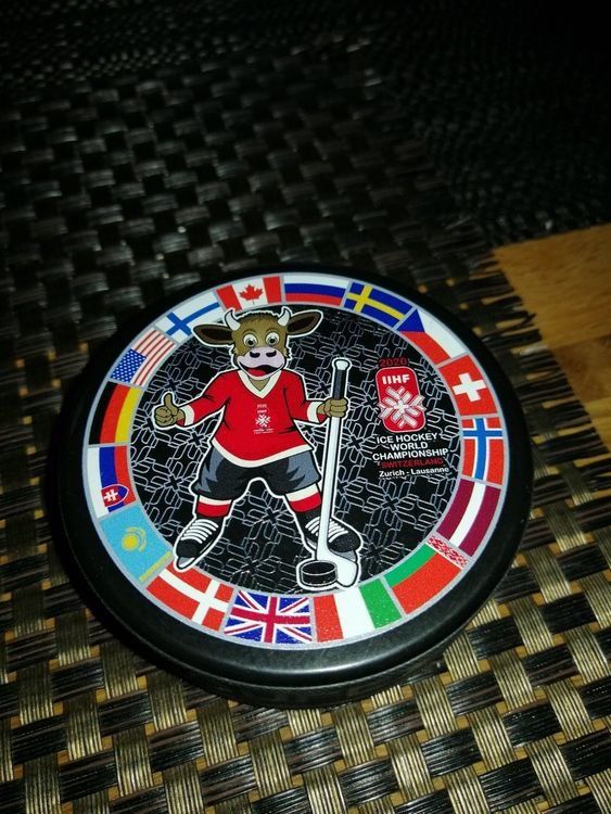 Eis hockey Puck IIHF 2020 | Kaufen auf Ricardo