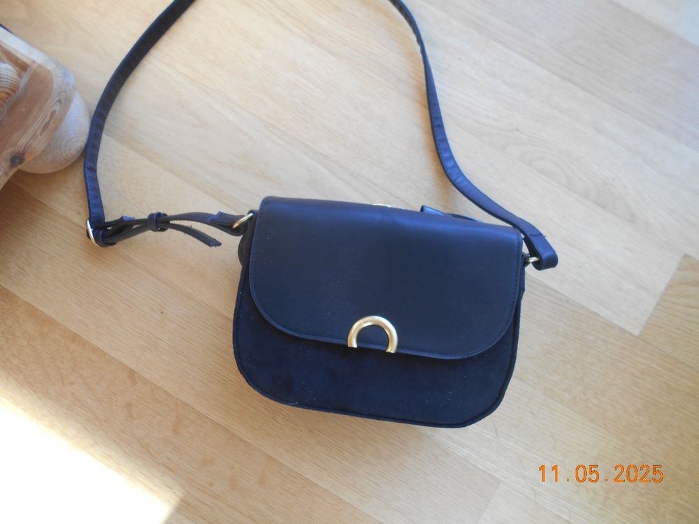 Exklusive neue Handtasche (Caroll Handbag) von Caroll Paris (Neu ...