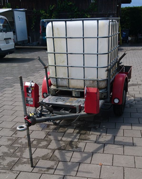 Anhänger mit Wassertank 1000L (Gebraucht) in Gampelen für CHF 355 – mit ...