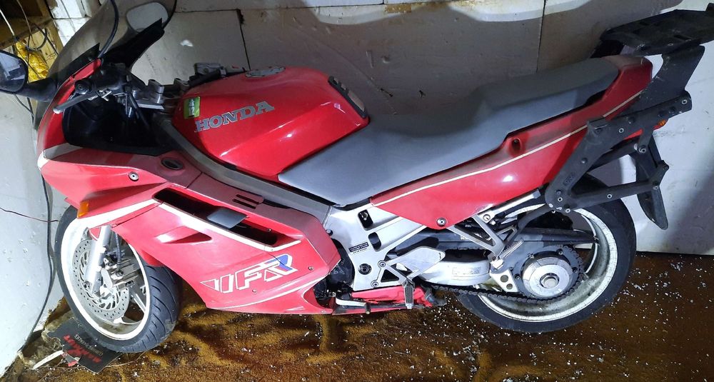 Honda VFR 750 RC36 pour les pièces | Kaufen auf Ricardo