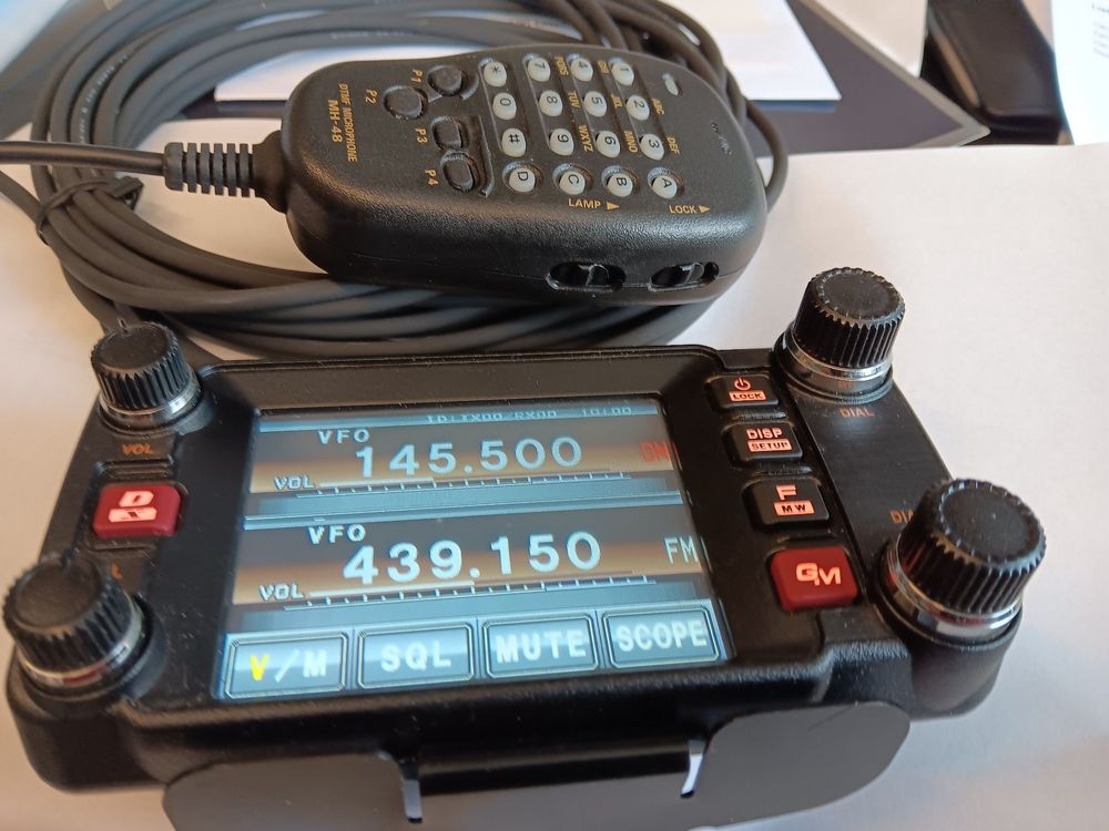 Amateurfunk FTM-400 XDE FM C4FM 2m/70cm (Gebraucht) in Olten für CHF ...