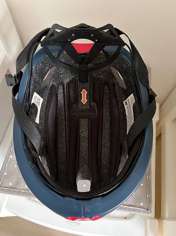 Julbo Sprint Groupama FDJ (D'occasion) à Melide pour CHF 69 – avec ...