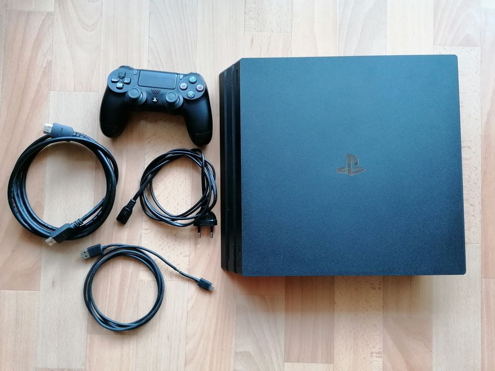 PS4 Pro 1 TB + 1 Controller | Kaufen auf Ricardo