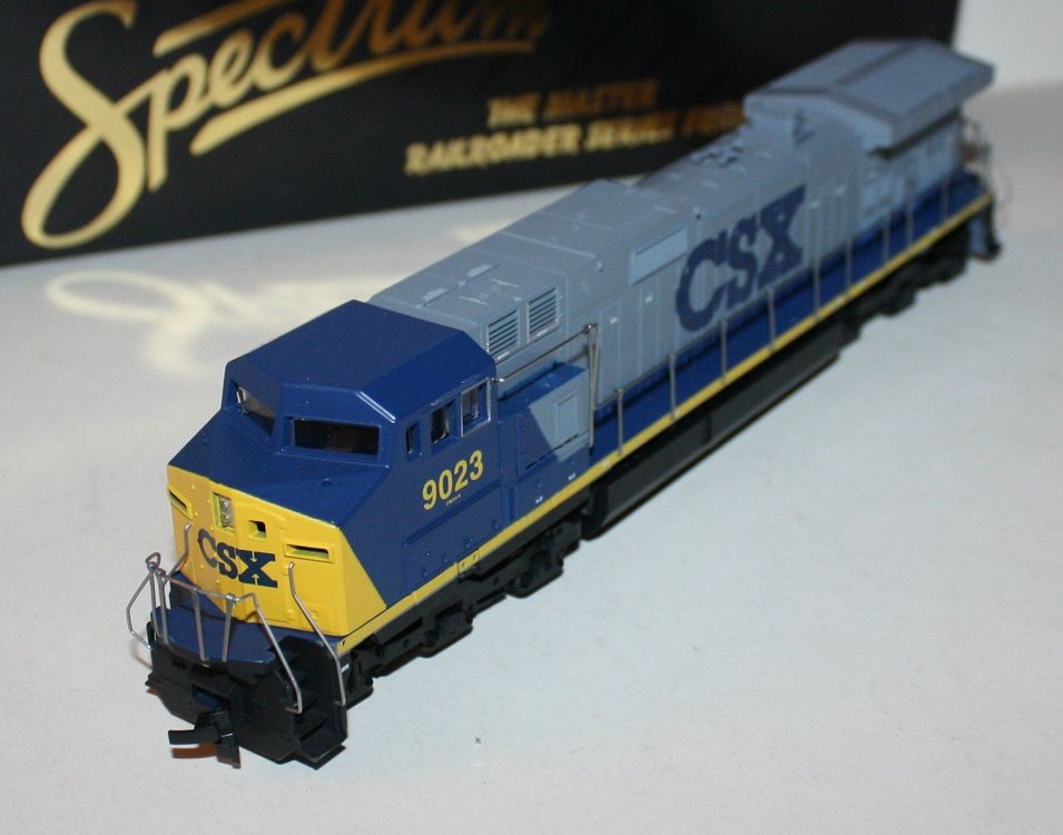 Bachmann Spectrum Diesellok CSX No. 9023 Vitrinenmodell | Kaufen auf ...