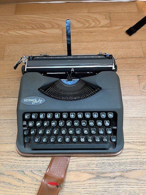 Hermes Baby von ca. 1958 (Gebraucht) in Männedorf für CHF 50 – nur ...