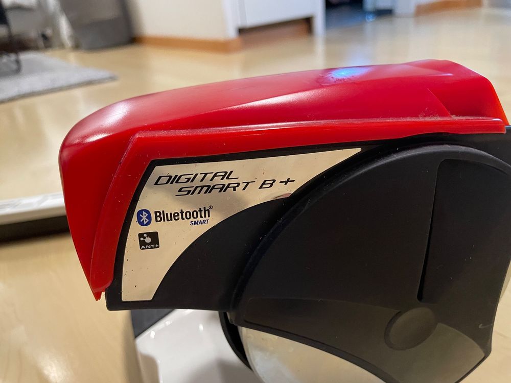 Hometrainer Rolle: Elite Qubo Digital Smart B+ (Gebraucht) in Wetzikon ...